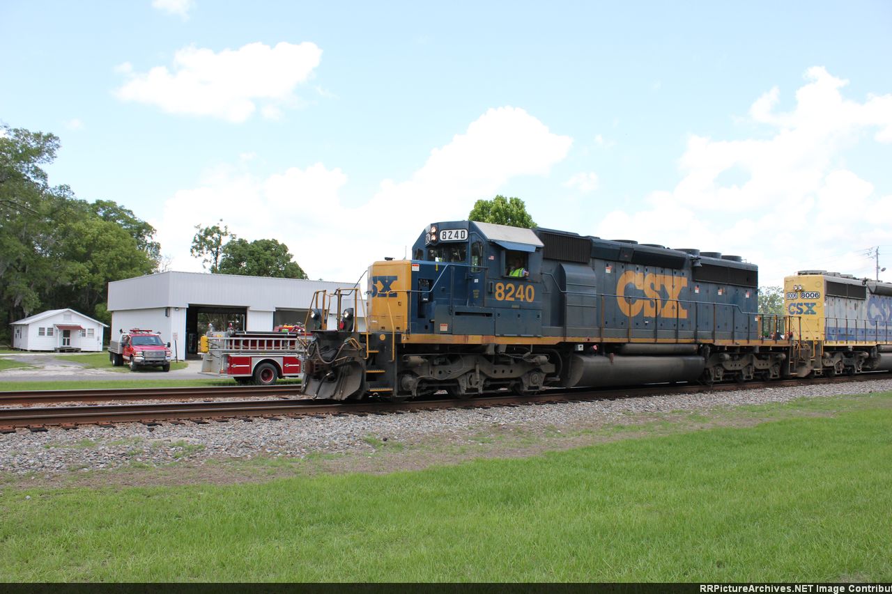 CSX 8240